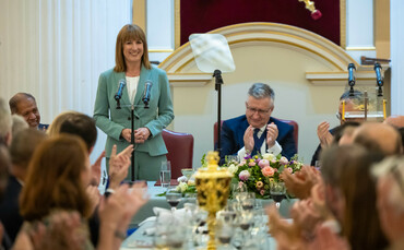 Rachel Reeves unveils ‘most wide-ranging reforms’ in Mansion House speech