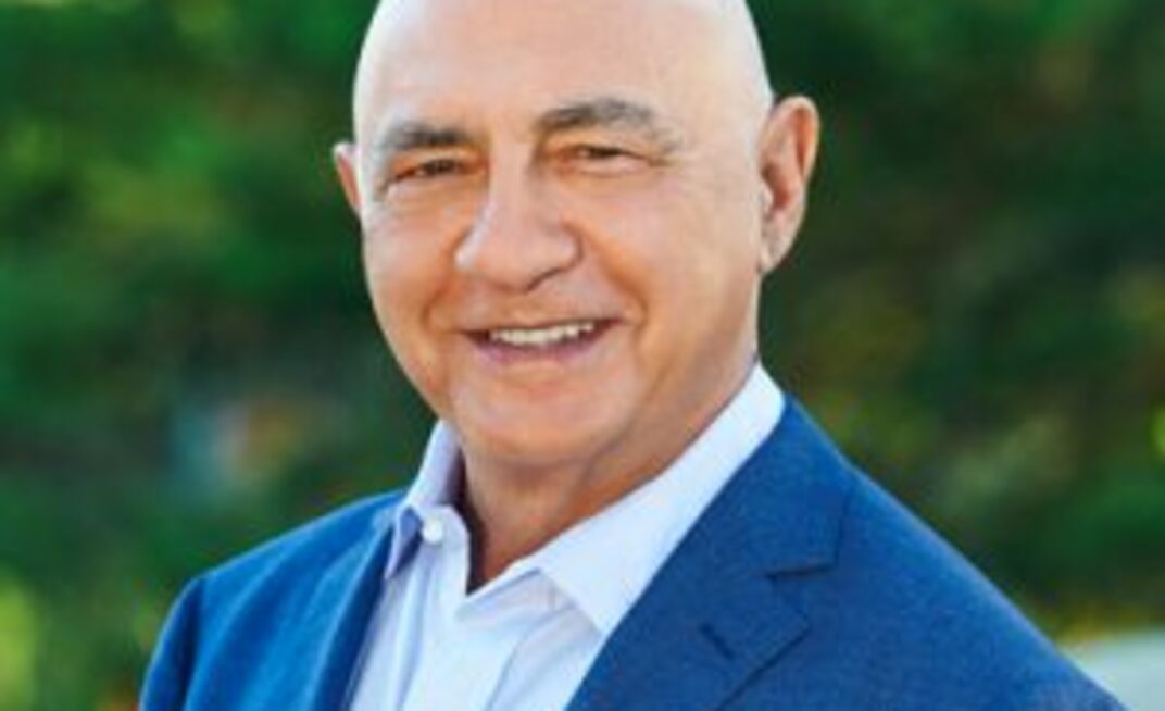 Harmanis backing Duketon