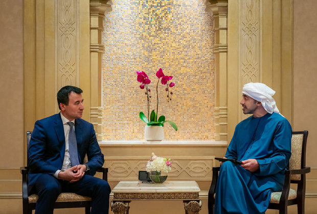Abdullah bin Zayed meets Uzbek Deputy PM on sidelines of Abu Dhabi ...