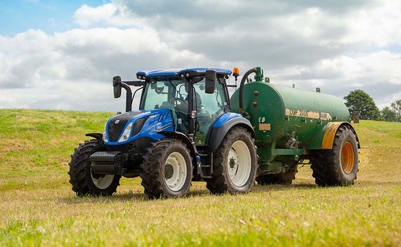 On-test: New Holland's T5 tractor with Dynamic Command Transmission ...