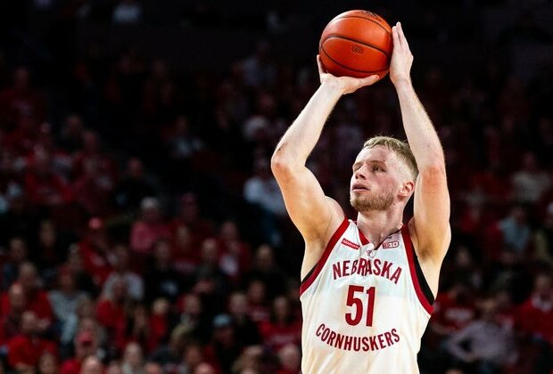 Rienk Mast's career night helps Nebraska down Ohio State