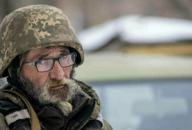 Ukrainian army mostly 'very old men' - commander