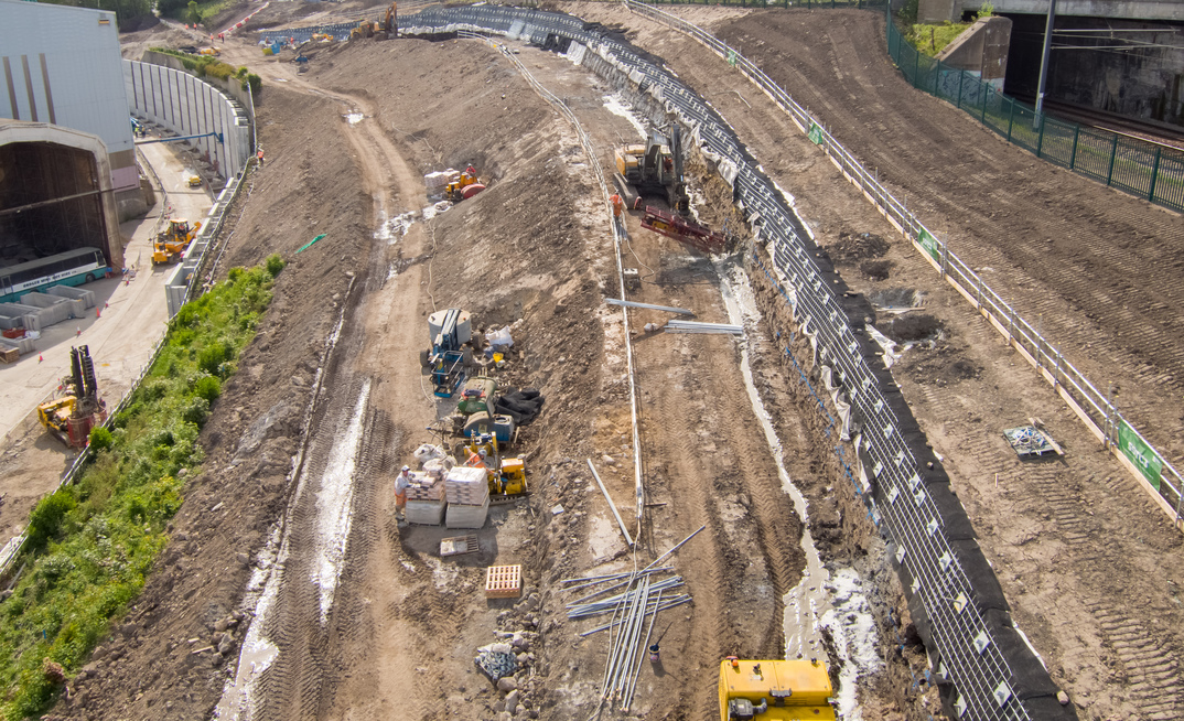 Installing one of the UK's largest retaining structures