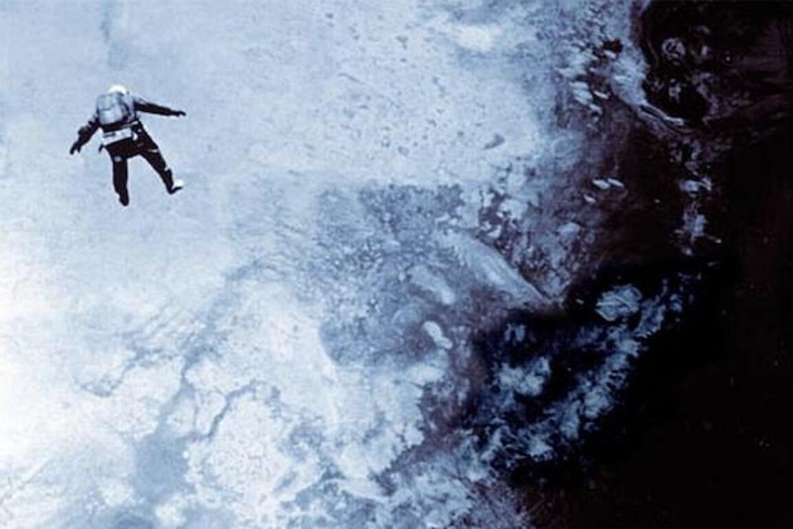 US Air Force's Joseph Kittinger dies, held parachute jump record for 50 ...