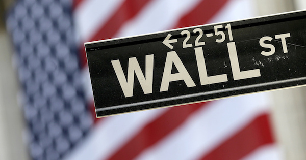 Wall Street volatility continues, Dow Jones drops 224 points