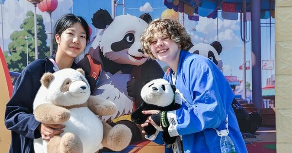 Interview: Make friends with Chinese to know real China, U.S ...