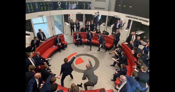 Hedge fund group files complaint against LME