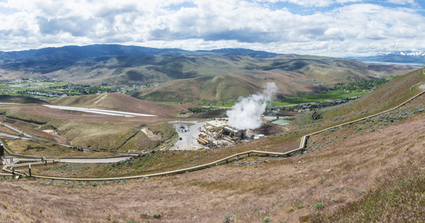 Steamboat Hills geothermal enhancement in Nevada begins commercial ...