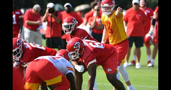 NFL teams approve CBA changes; player reps to vote