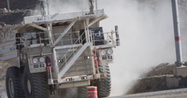 FQM invests in Hitachi technology