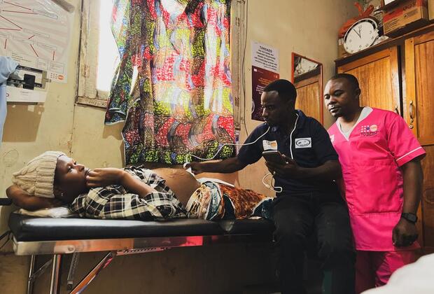 (Hello Africa) Mobile ultrasounds bring hope to pregnant women amid DR ...