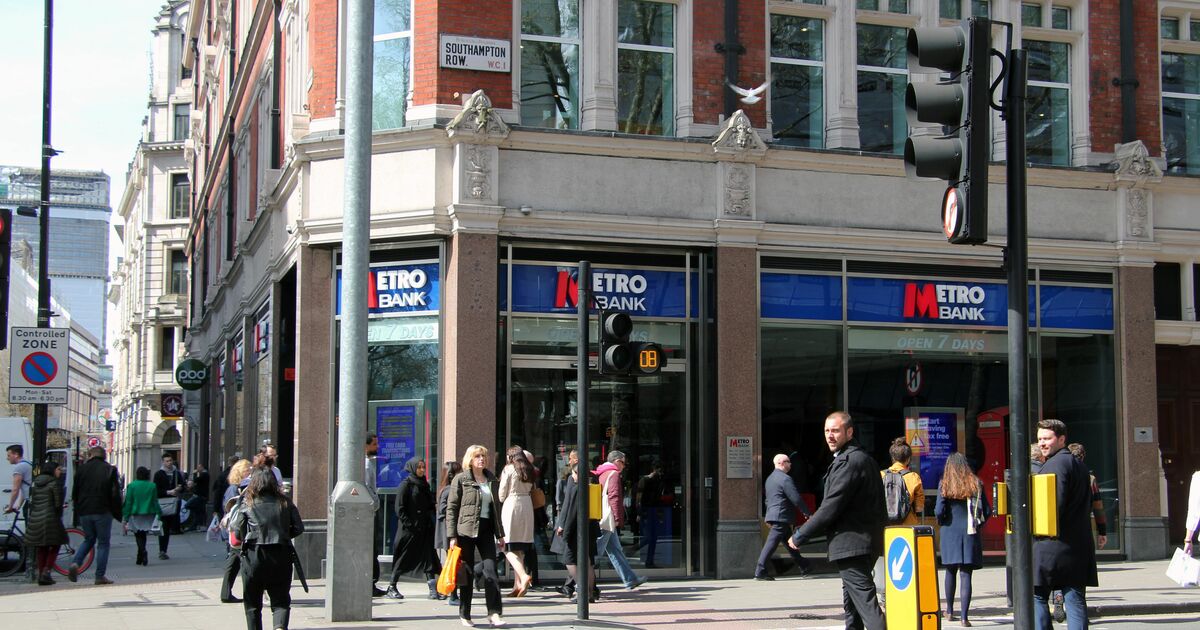 Metro Bank bondholders approve refinancing deal