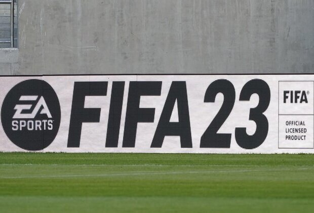 Razvan Puiu, Stokes among those rounding out FIFAe World Cup field