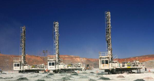 Ausdrill bags contract extensions