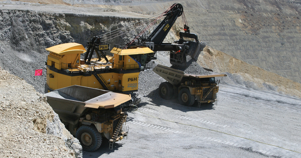 Hundredth ABB AC drive for Komatsu shovels