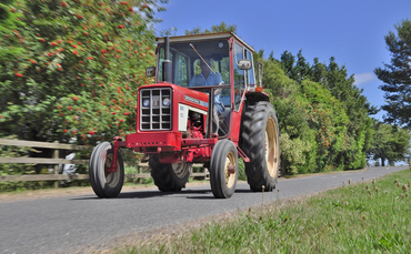 Classic Tractor Profiles: The International Harvester 475 - the same ...