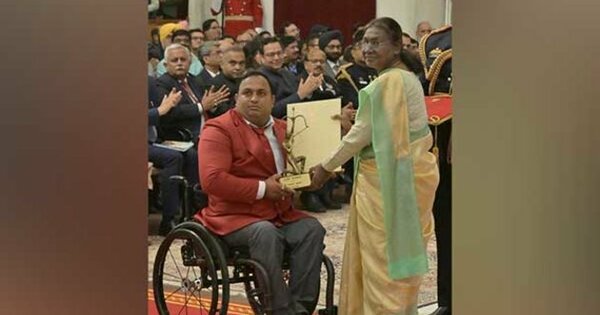 J-K CM Omar Abdullah sends "heartiest congratulations" to Rakesh Kumar on receiving prestigious ...