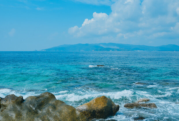 South China Sea monsoon signals flood season