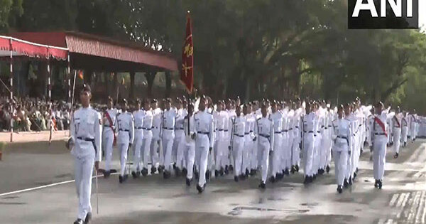 "Symbol of Nari Shakti": First batch of women cadets graduates from NDA ...