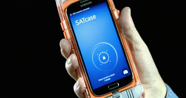 SATcase turns smartphone into satellite phone