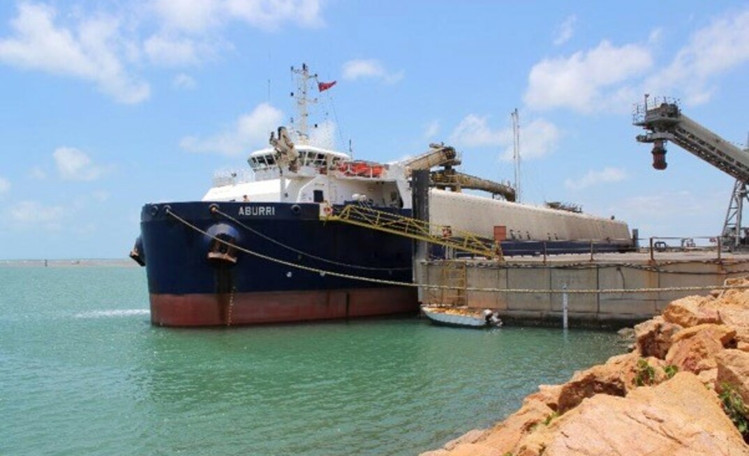 Aburri barge dust cloud blows McArthur down the river
