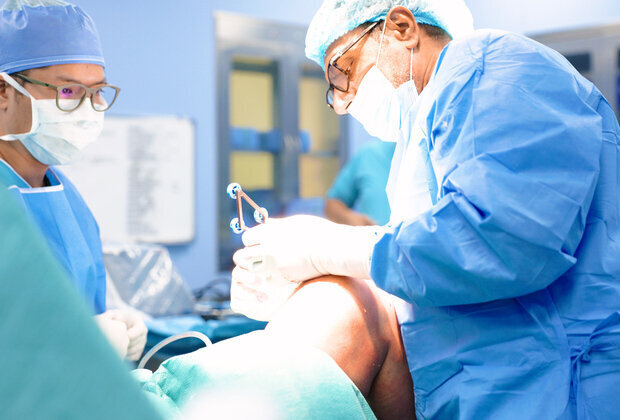 Yas Clinic advances medical innovation with first robotic-assisted ...