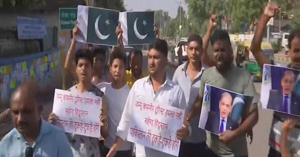 Locals in Patna protest following Pahalgam terror attack on tourists