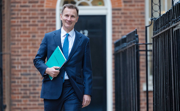 Autumn Statement 23: Jeremy Hunt sets out 'pot for life' pension reforms