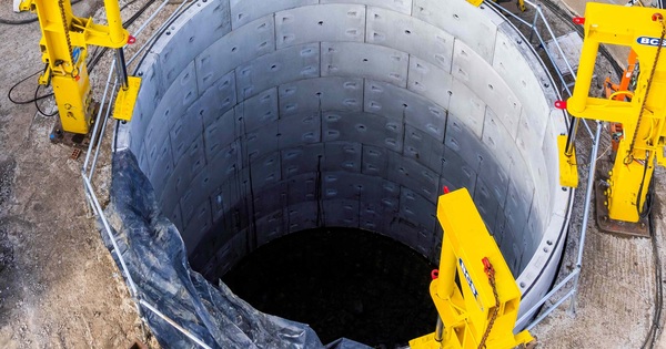 UK Power Networks and Barhale build tunnel to power HS2 construction to ...