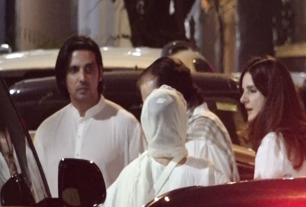 Dharmendra no more: Sanjay Khan, Rekha, Zayed Khan visit actor's ...