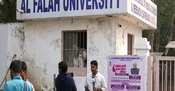 Red Fort car blast case: ED raids 25 locations, including Al Falah ...