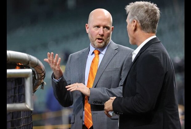 Astros, general manager James Click part ways