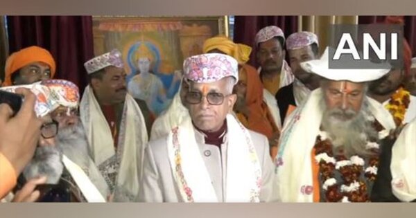 Champat Rai receives 'Bhar' from Mithila for Lord Ram ahead of 'Pran ...