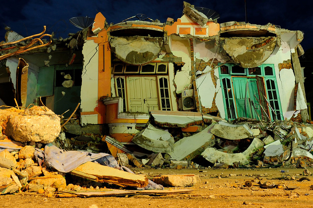 4.4 magnitude earthquake strikes Indonesia