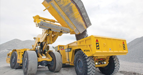 Scooptram gains side-dump option