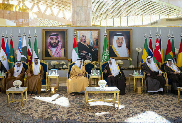 Mansour bin Zayed arrives in Riyadh to attend Extraordinary Arab and ...