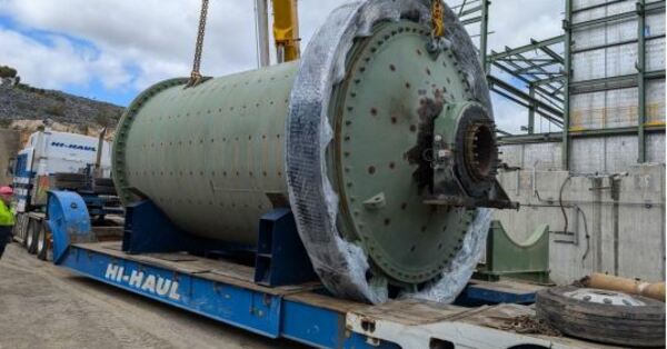 Larger ball mill hits the road for Murchison project