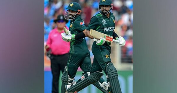 "Fafd,a jalebi dikha isliye jaldi se 191 all out": Virender Sehwag ...