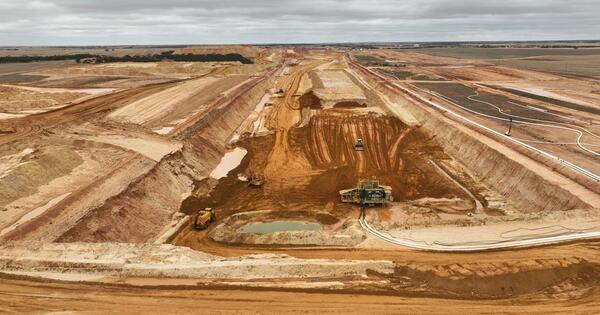 SA miner admits environmental breaches, told to stop mining