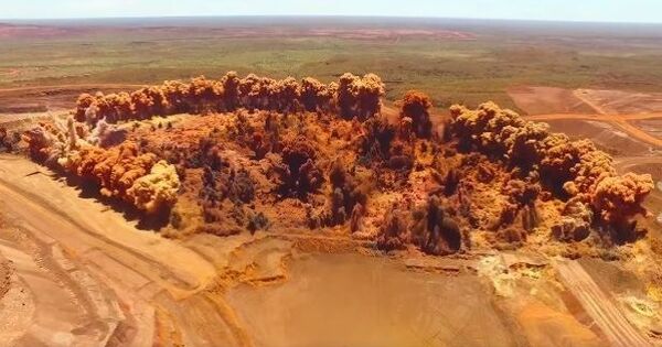 Jimblebar sets blast record in WA