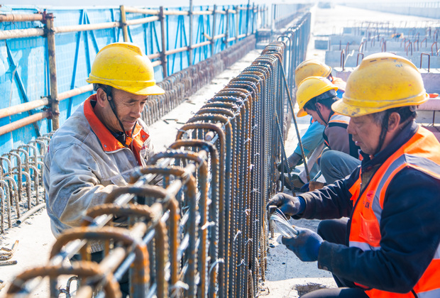 CHINA-CHONGQING-HIGH-SPEED RAILWAY-BRIDGE CONSTRUCTION-CLOSURE (CN)