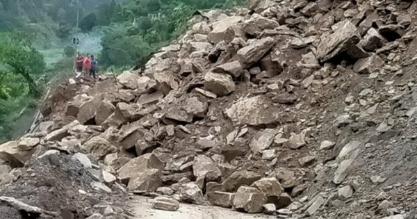 Uttarakhand: SDRF rescues people stranded due to waterlogging in Laksar
