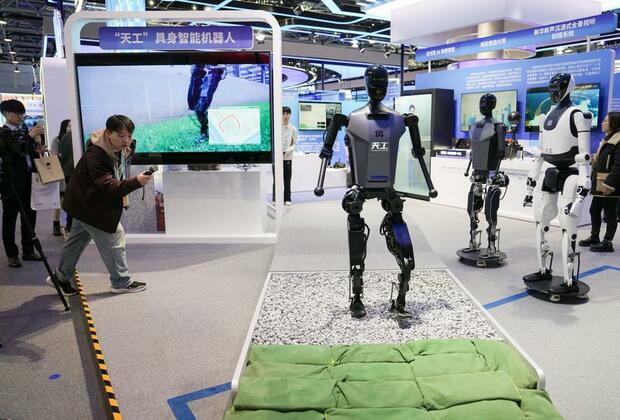 China's humanoid robots gain momentum in commercial rollout