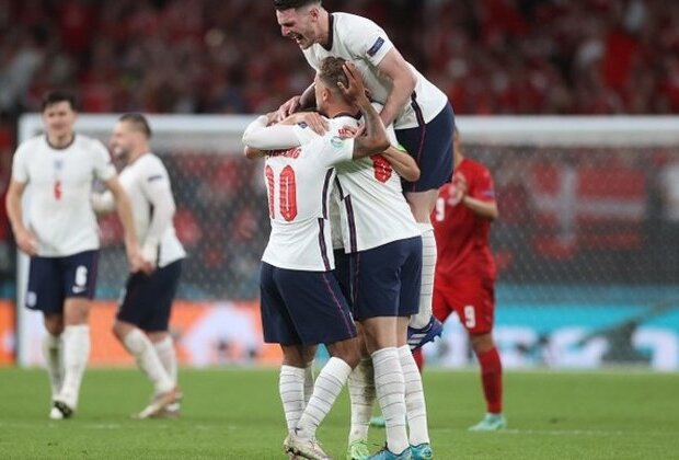 Kane's extra-time goal fires England into Euro Cup final