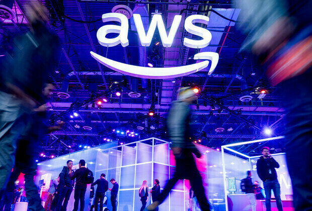 Amazon Web Services outage knocks major websites offline