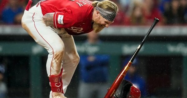 Reds reinstate OF TJ Friedl, place OF Jake Fraley on IL