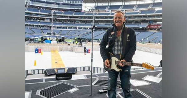 Bruce Springsteen biopic 'Deliver Me from Nowhere' underway, starring ...