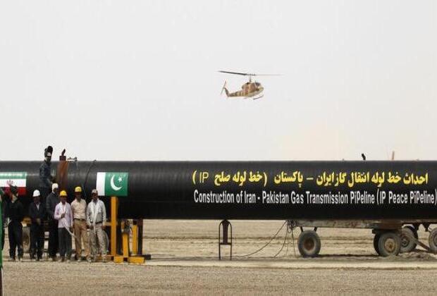 Iran, Pakistan discuss economic, security cooperation on border