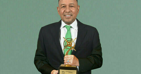 YBhg. Tan Sri Dato' (Dr.) Rozali Ismail Named Entrepreneur of the Year ...