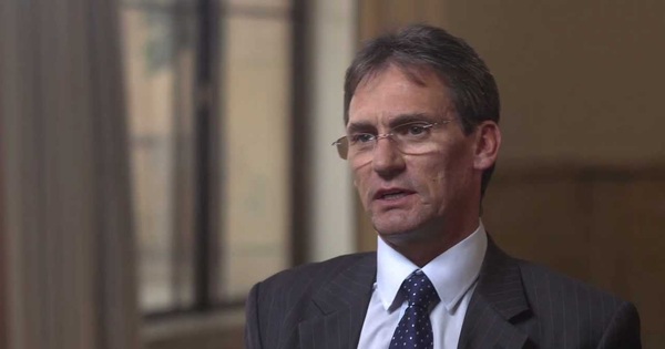 Chris Griffith to succeed Holland in April